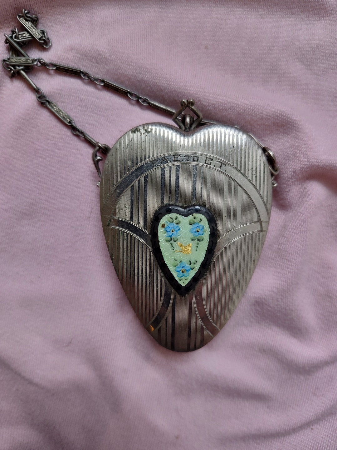 Very Rare 1920s Heart-shaped Guilloche Enamel Sweetheart Compact - Etsy