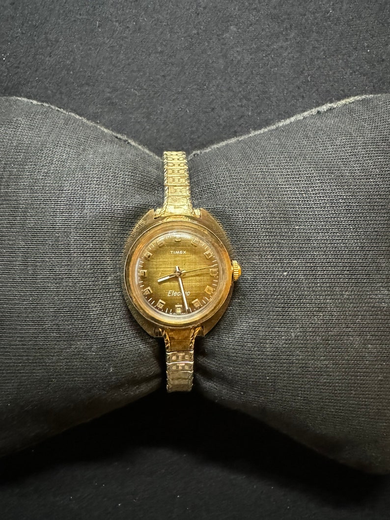 Vintage 1970's Ladies Timex Electric Watch - Etsy