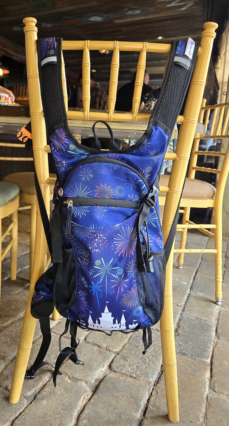 Hydration Backpack 2L - Castle Fireworks - Etsy