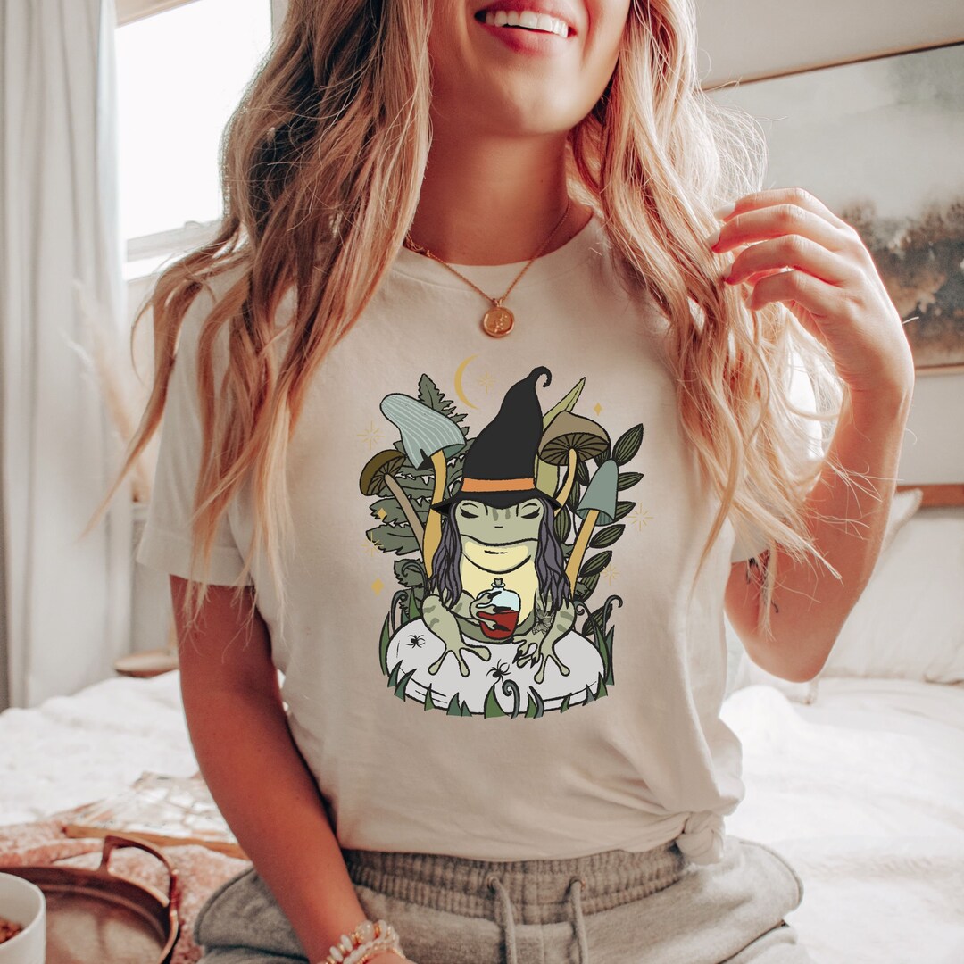 Fairycore Witchy Funny Frog, Witchy Frog Oracle Shirt, Trendy ...