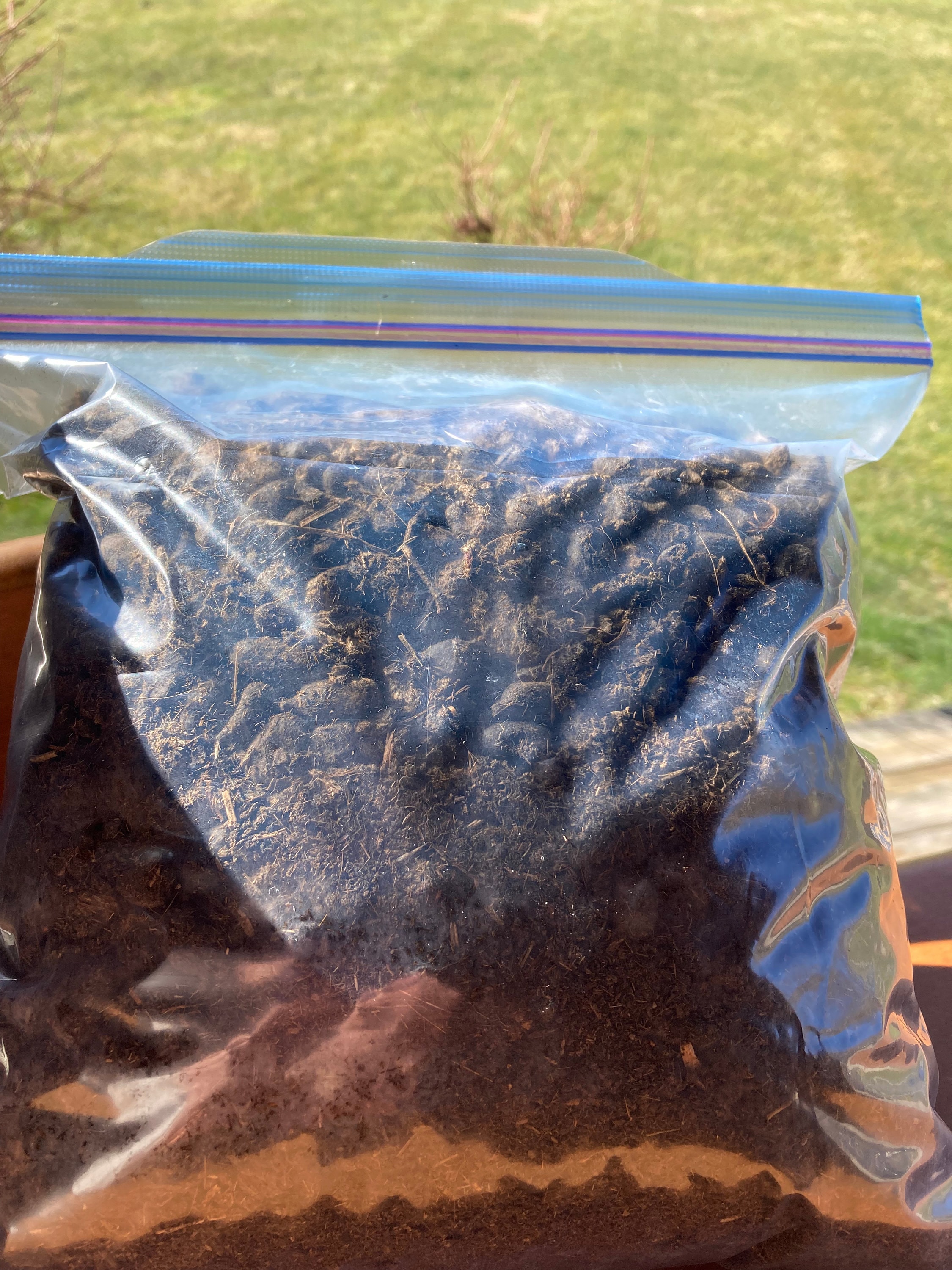 2 Gallon6-7 Lbs Dry Alpaca Manure Garden Plant Fertilizer, Soil ...