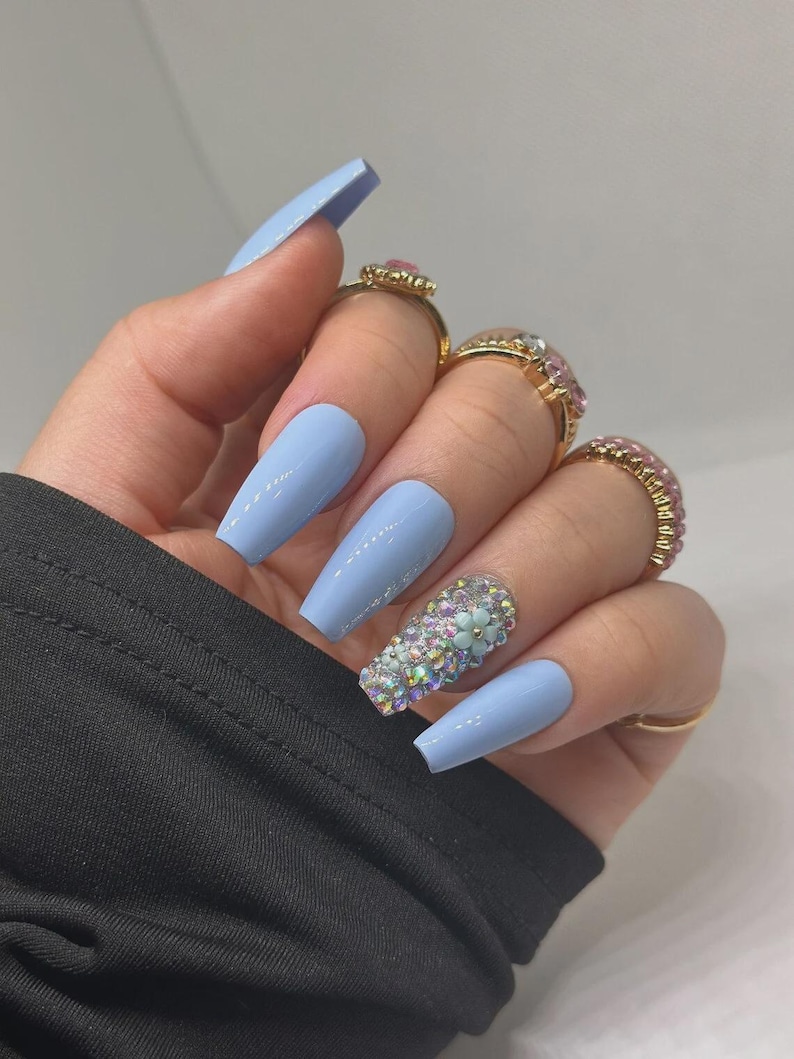 Hand-painted Blue Flower Press on Nails: Reusable Fake Nails - Etsy