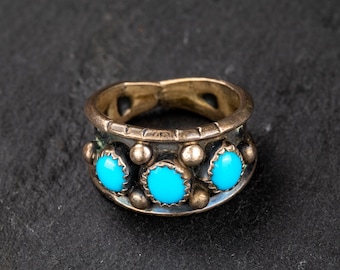 Turquoise Shadow Box Ring in Silver. Handmade Art Jewelry Collector's ...