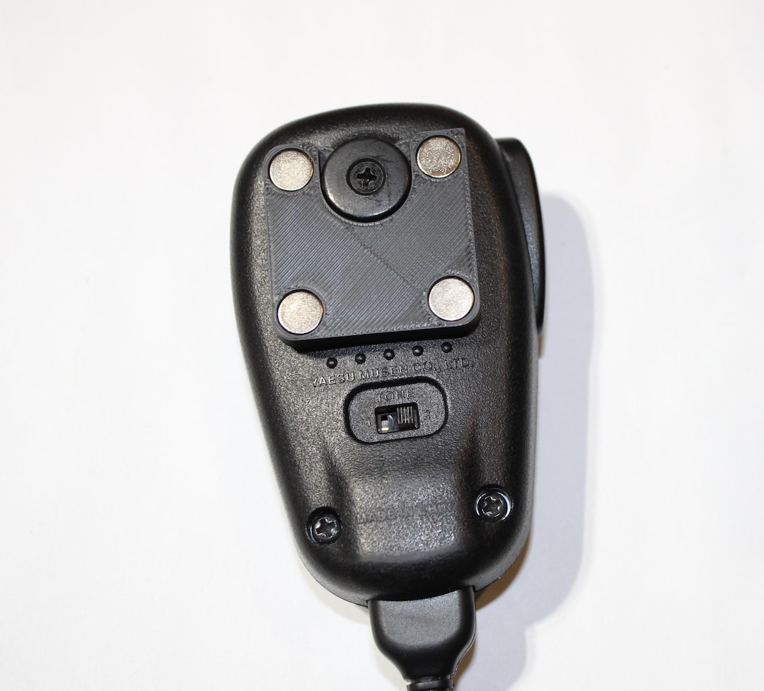 Simple Magnetic Mic Clip - Clips on the Mic, Sticks the Mic to the ...