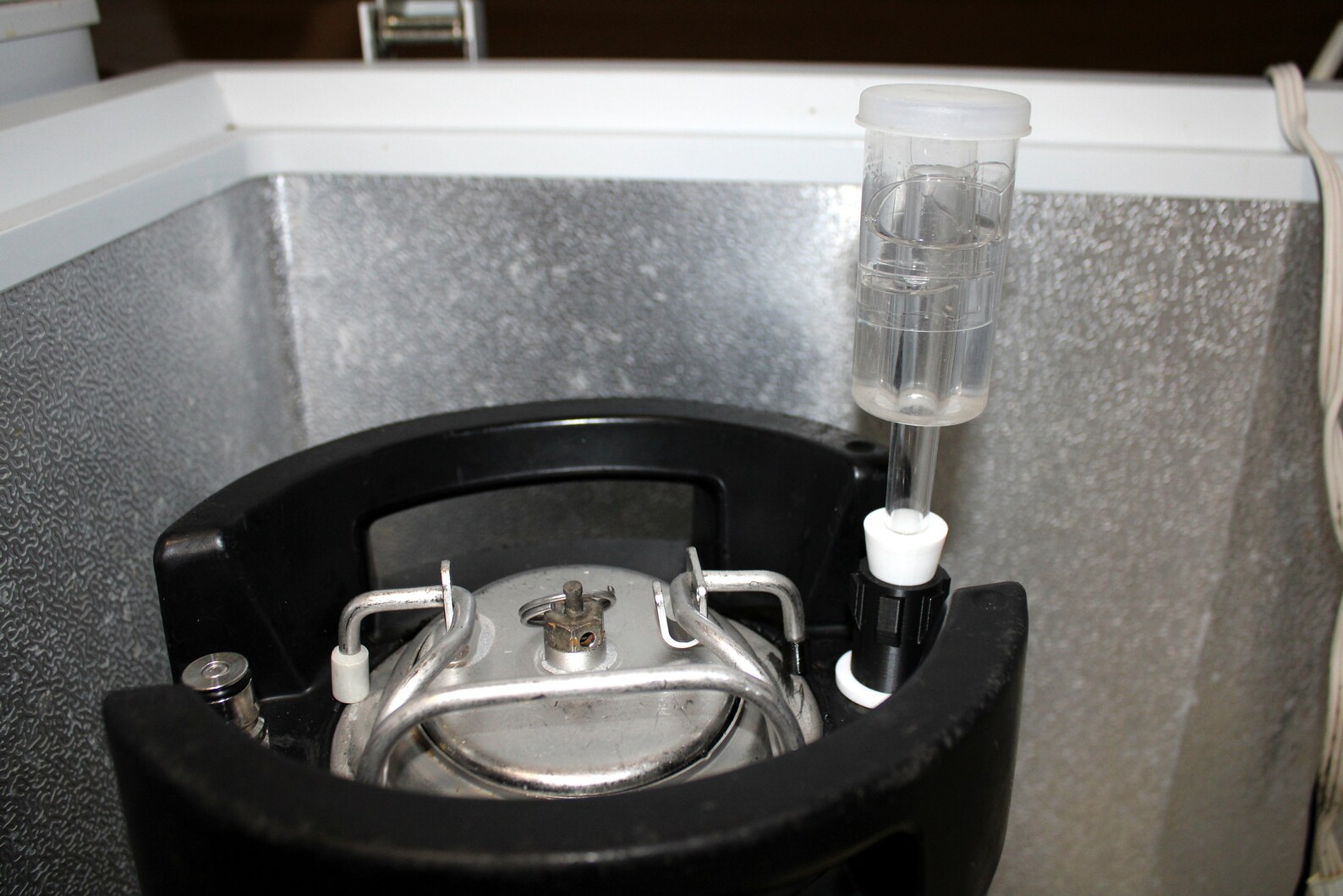 Corny Keg Airlock Adapter for Pepsi Ball Lock Kegs - Easily Ferment in ...