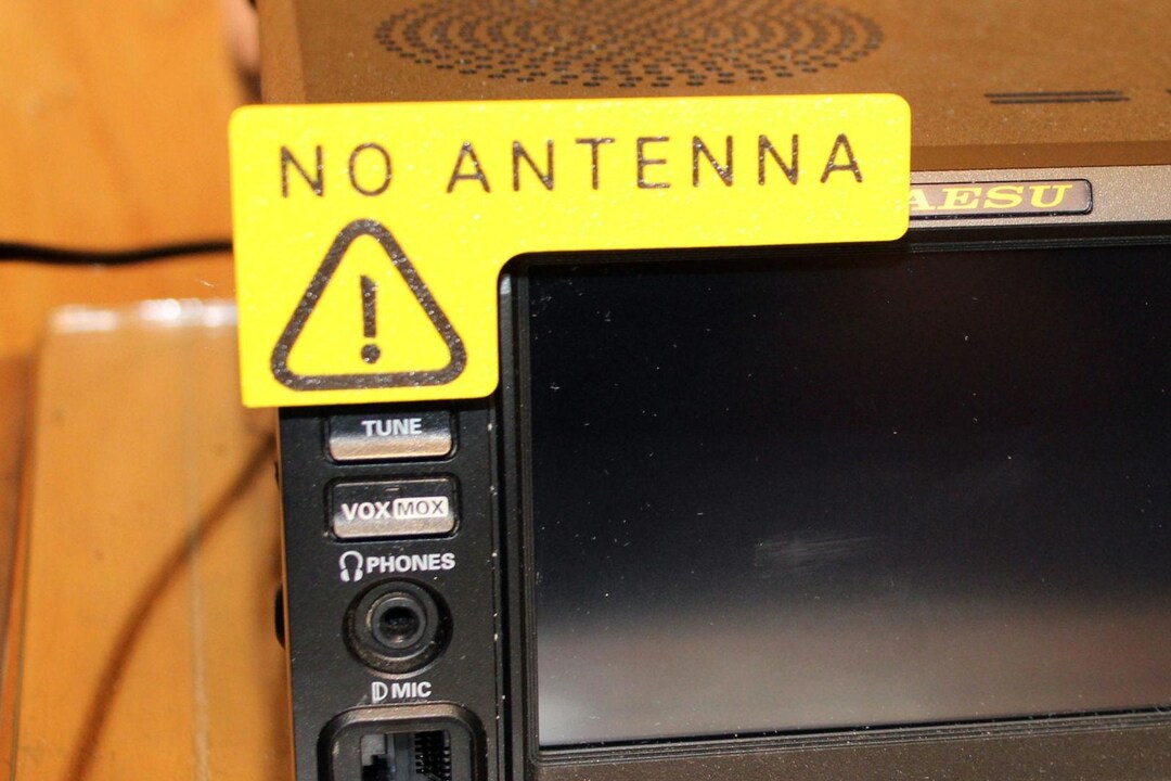 NO ANTENNA Magnetic Sign for Radios With Disconnected Antennas Free ...
