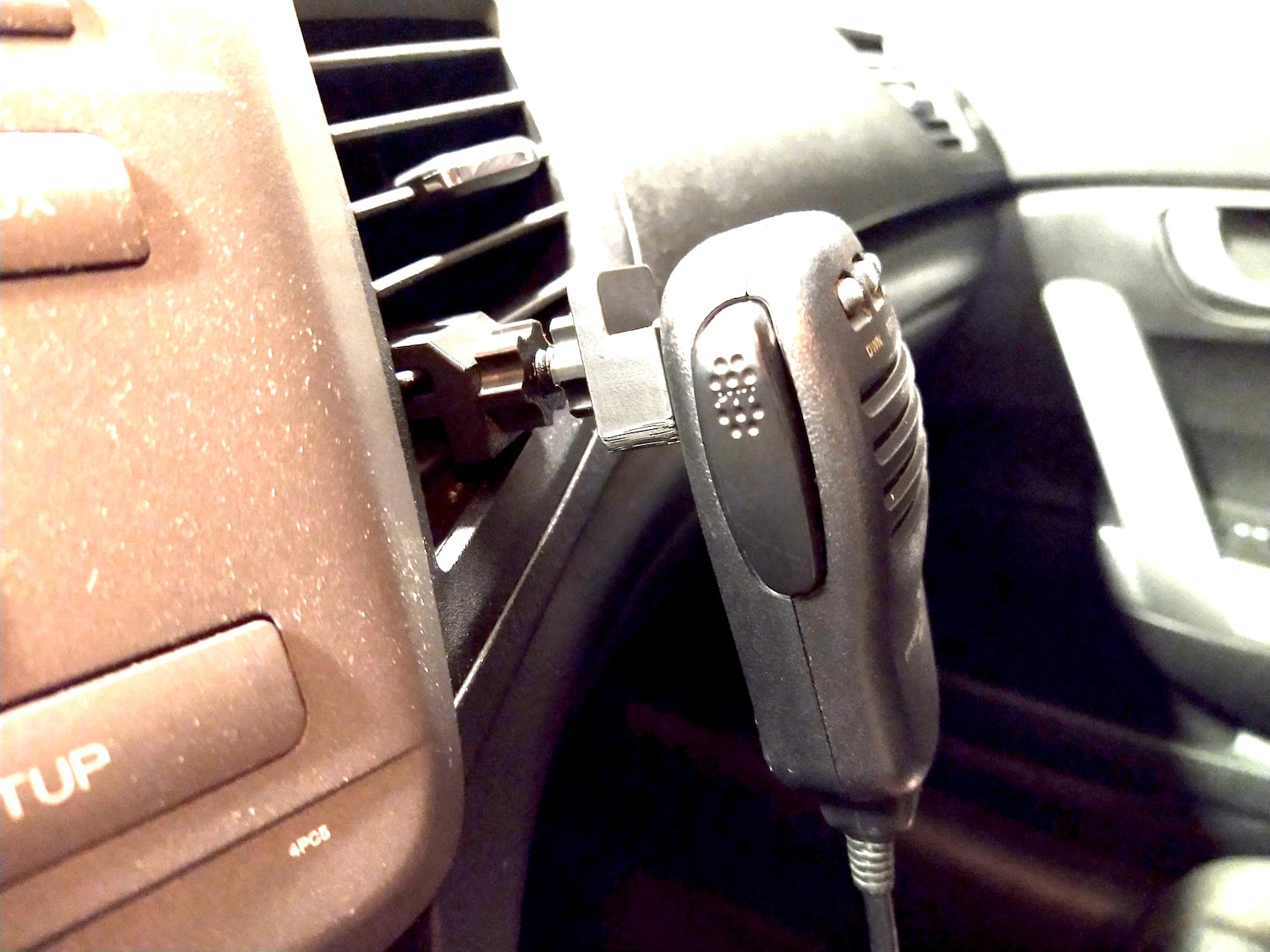 Air Vent Standard Mic Clip - for Mics With the 16mm Circle on the Back ...