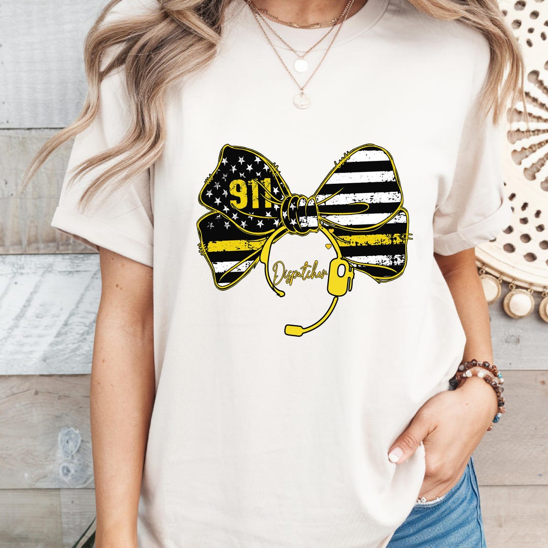 911 Dispatcher Png, Thin Gold Line Bow With Headset, Emergency Operator ...