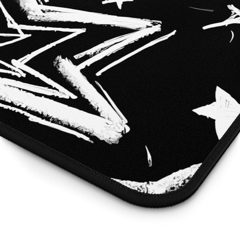 Star Y2K Mousepad Black and White | Aesthetic Desk Mat | Retro Y2K Desk ...