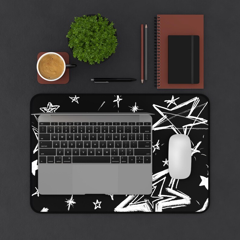 Star Y2K Mousepad Black and White | Aesthetic Desk Mat | Retro Y2K Desk ...