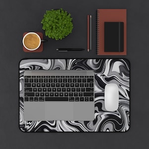Black and White Wavy Pattern Mousepad | Line Mousepad | Gaming Mousepad ...