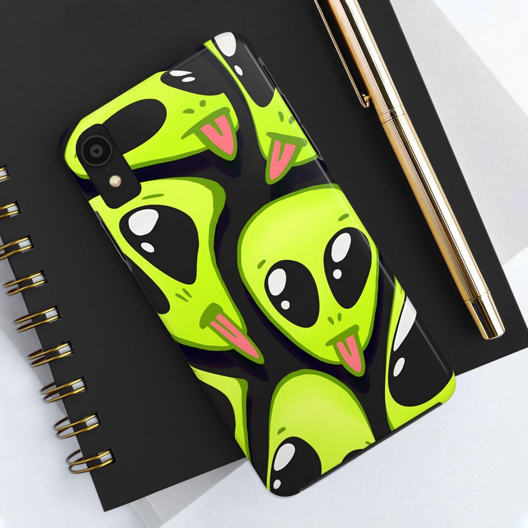 Skull Anime | Green Alien iPhone Case | Alien Phone Case | iPhone Case ...