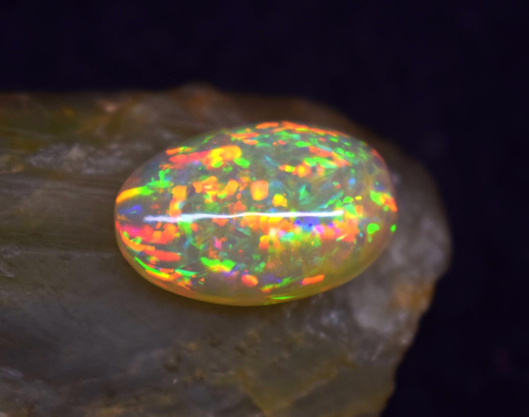 Extraordinary Pin Fire Opal, Multi Fire Opal, Natural Ethiopian Oval ...