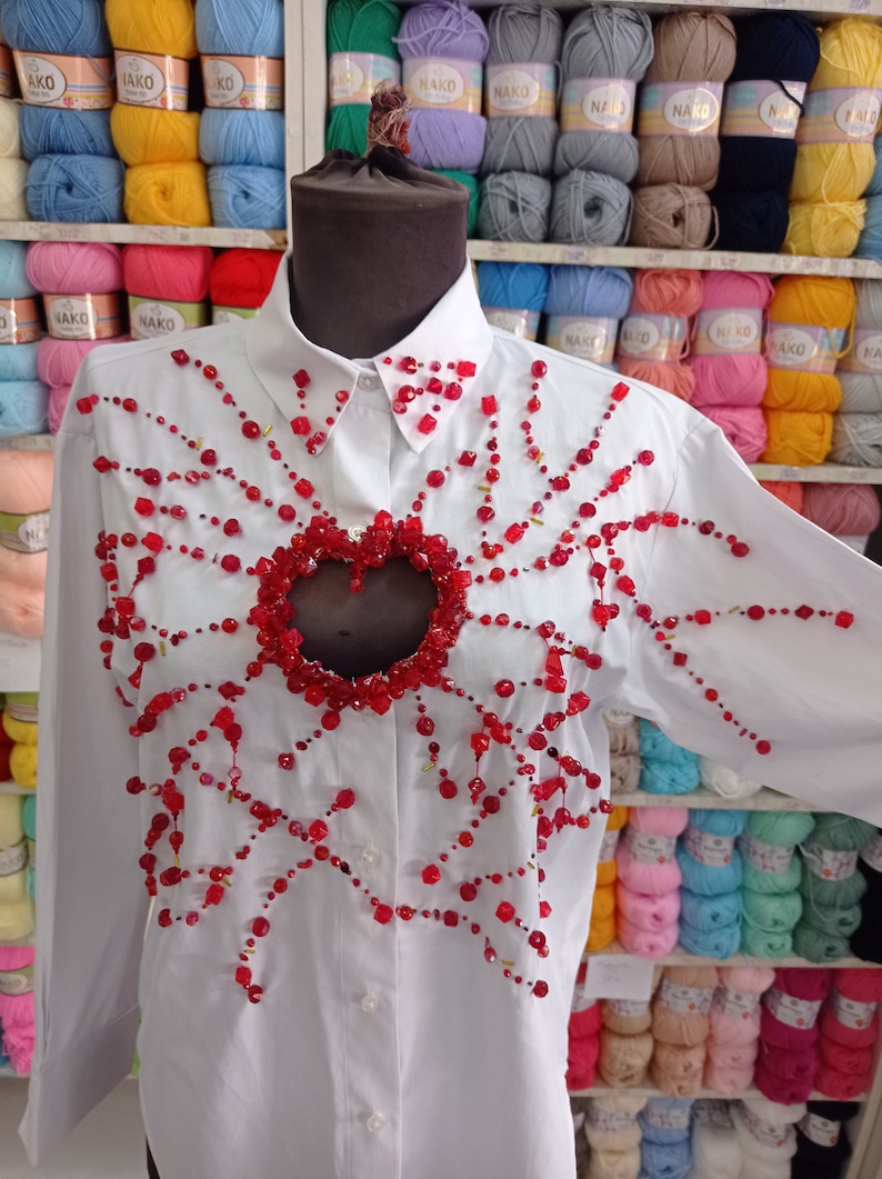 Missing Heart Cut Shirt, Bead Embroidered Heart Low-cut White Crop ...
