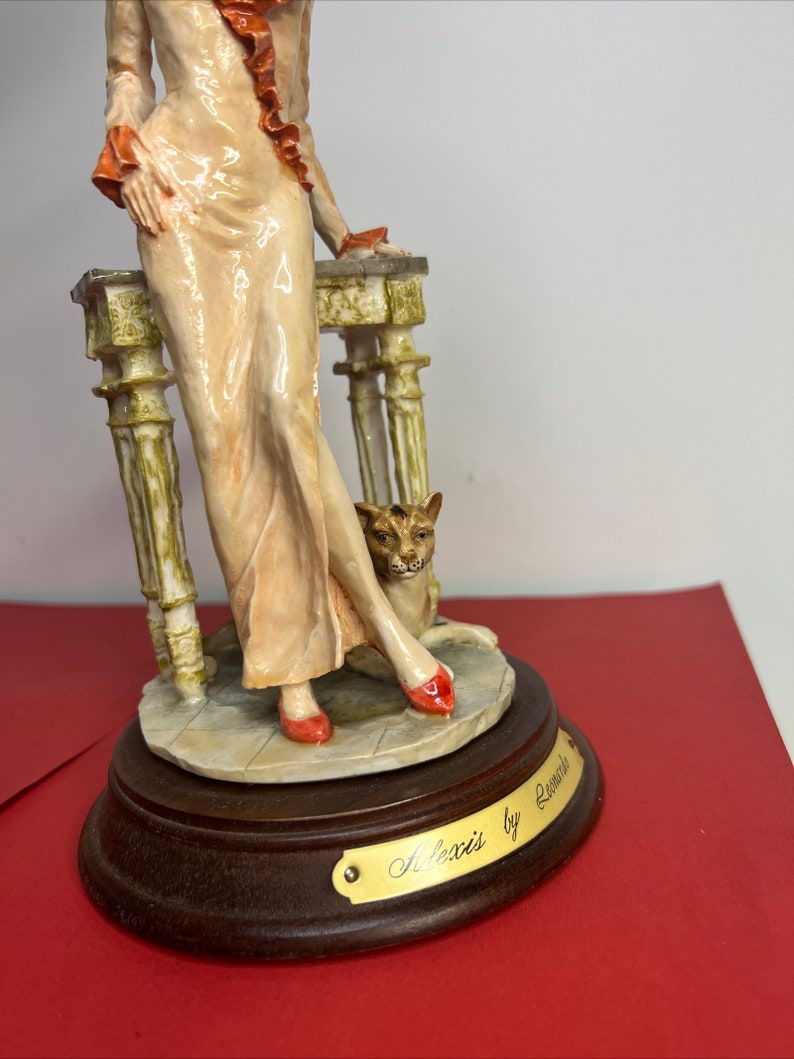 Vintage ,,alexis,, Figurine by Leonardo Fashion Retro 1988 Short Hair ...