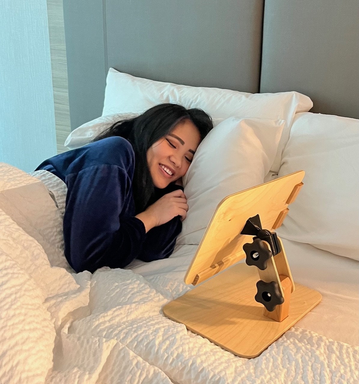 Perfekt Holder Ergonomic Device Holder for Viewing, Reading Streaming ...