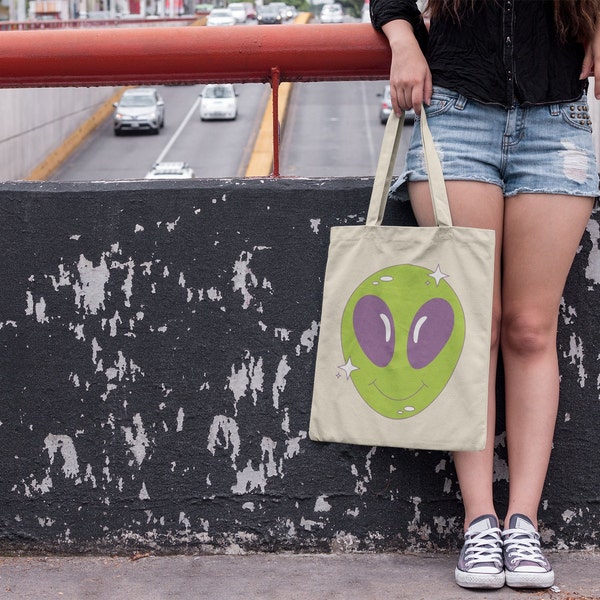 Alien - Etsy