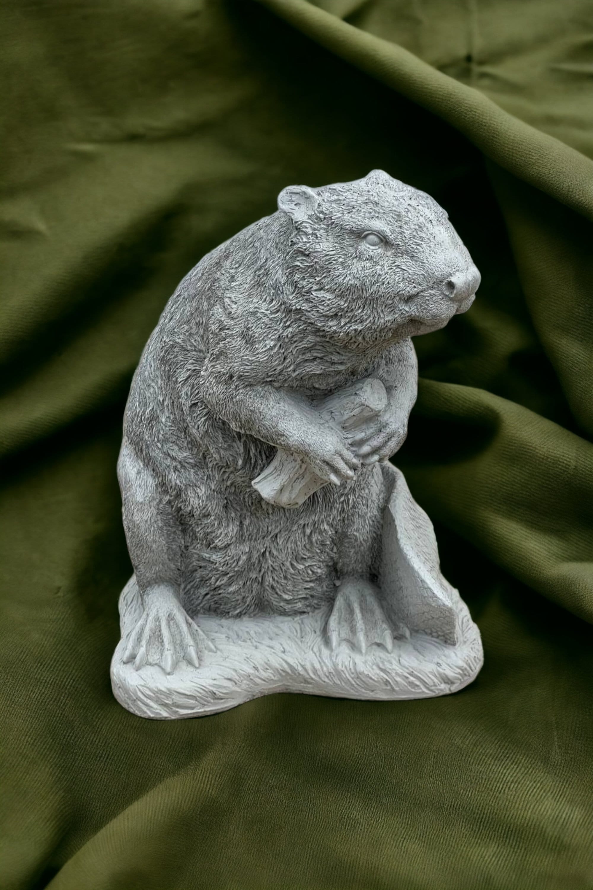 Sitting Beaver Statue Garden Beaver Sculpture Creative Wild Animal ...