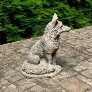 Realistic Massive Fox Figure Concrete Sitting Fox Sculpture Detailed ...