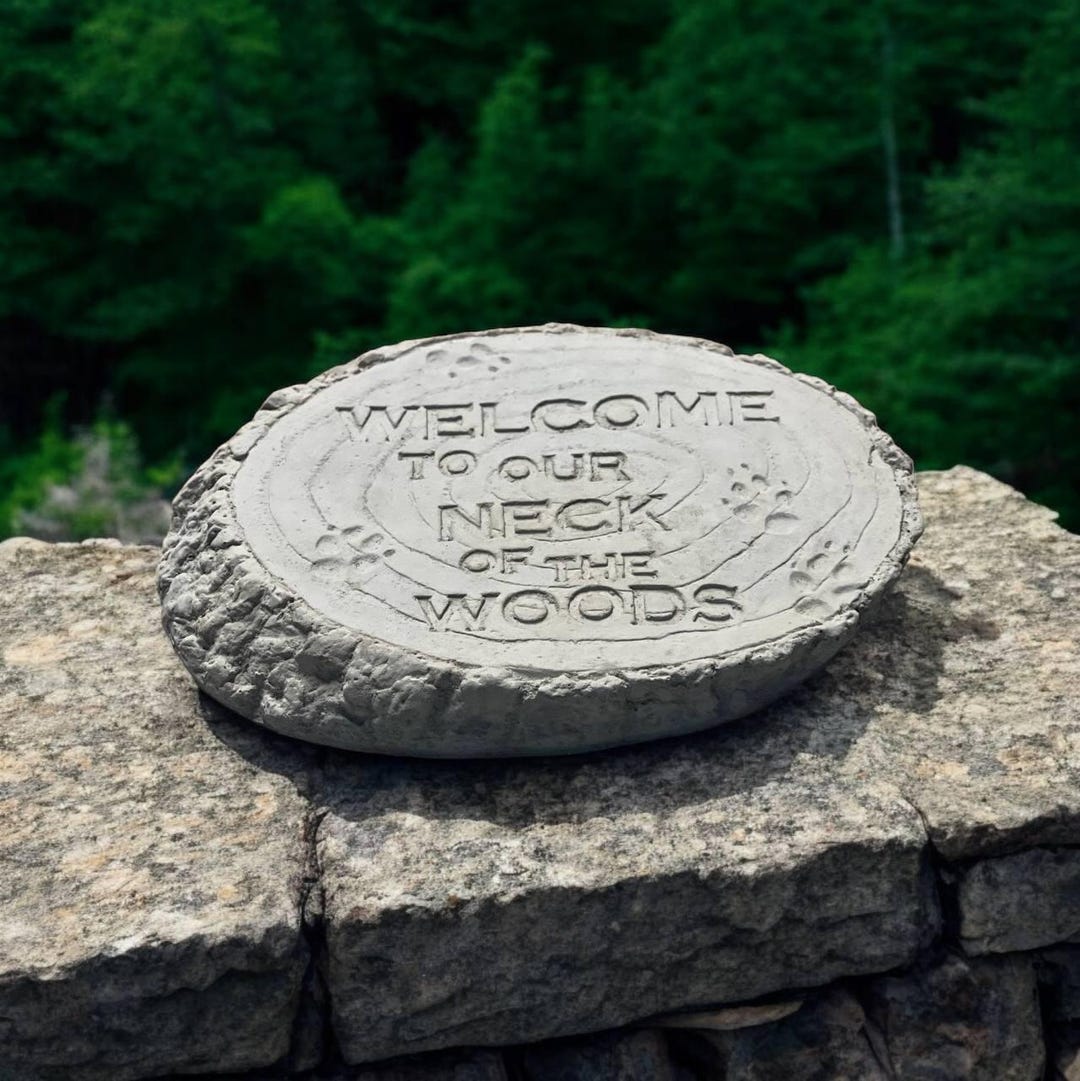 Stone Welcome to Our Neck of the Woods Sculpture Cement Stone Figure ...