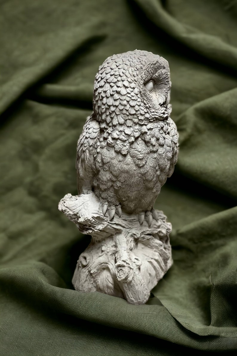 Owl Barn Statue Concrete Owl on Stump Figure Massive Night Bird ...