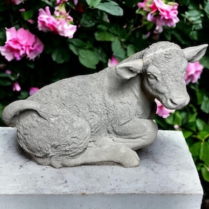 Detailed Calf Figure Concrete Cow Sculpture Yard Art Outdoor Figurine ...