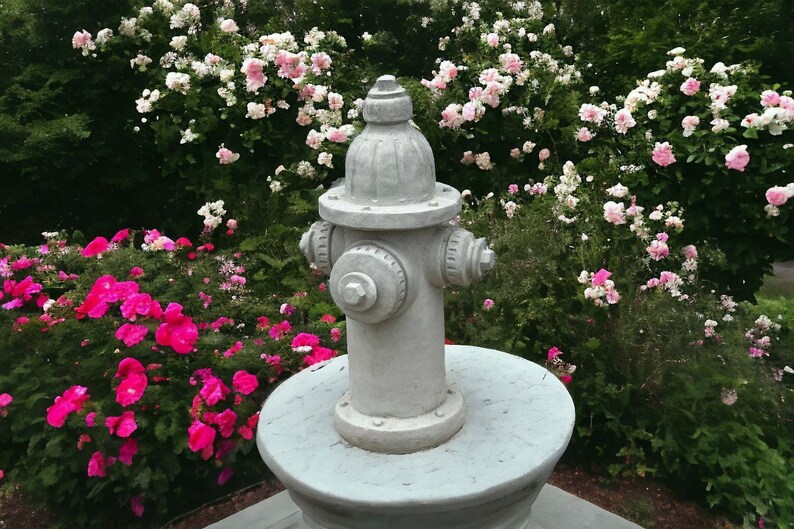 Detailed Fire Hydrant Statue Garden Water Pump Sculpture Yard Hydrant ...