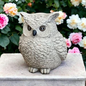 Wild Bird Sculpture Sitting Night Owl Figure Stone Garden Art Bird ...