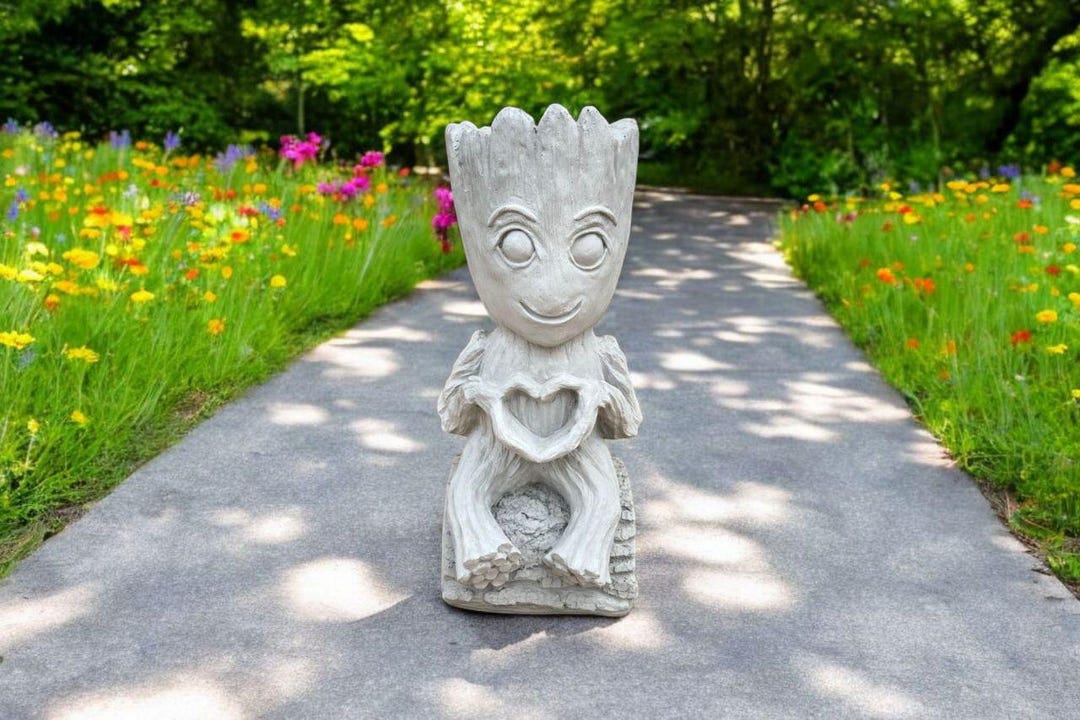 Groot Flowers Planter Figure Sitting Groot Statue Flowers Pot for Patio ...