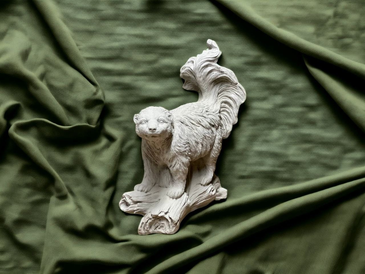 Wild Skunk Detailed Real Size Skunk Figurine Outdoor Garden Backyard or ...