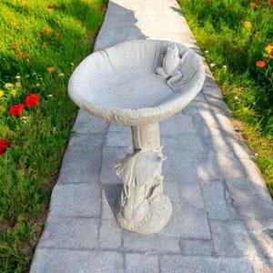Massive Toadstool Birds Bath Figure Concrete Water Pot Statuary ...