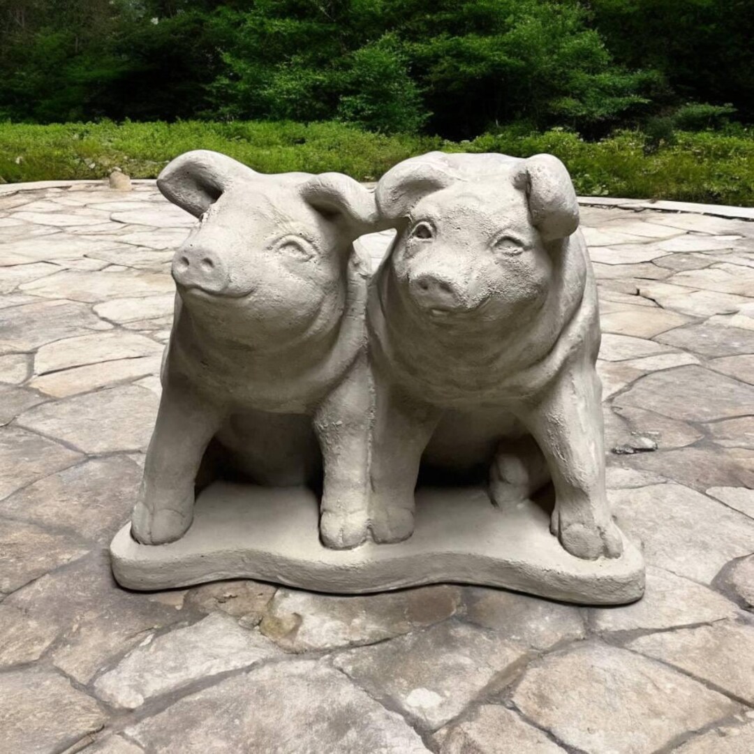 Two Pigs Statue Massive Pig Pals Figurine Farm Animals Sculpture ...