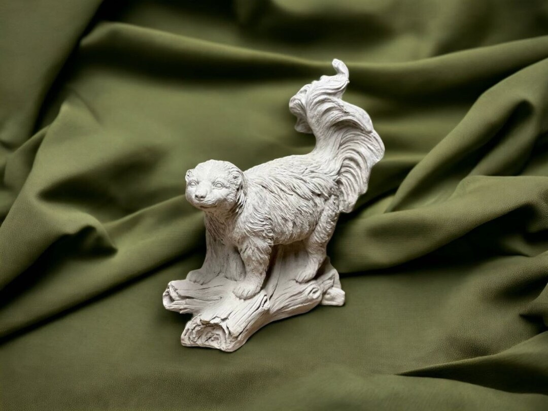 Wild Skunk Detailed Real Size Skunk Figurine Outdoor Garden Backyard or ...