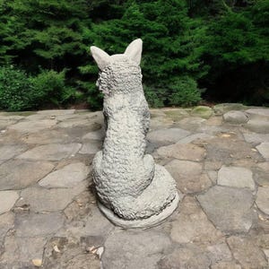 Realistic Massive Fox Figure Concrete Sitting Fox Sculpture Detailed ...