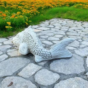 Swimming Fish Statue Detailed Fish Realistic Fish Sculpture Wild ...