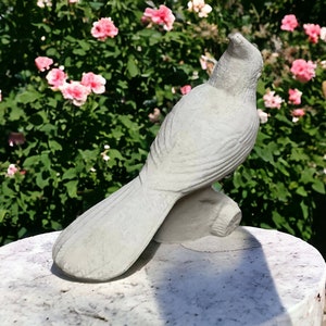 Cardinal Sitting on Stump Figure Concrete Cardinal Bird Statue ...