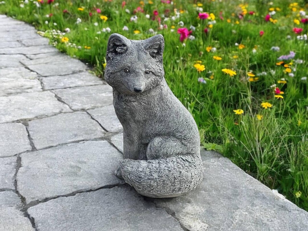 Bushy Tail Fox Figure Wild Animals Life Decoration for Yard Sitting Fox ...