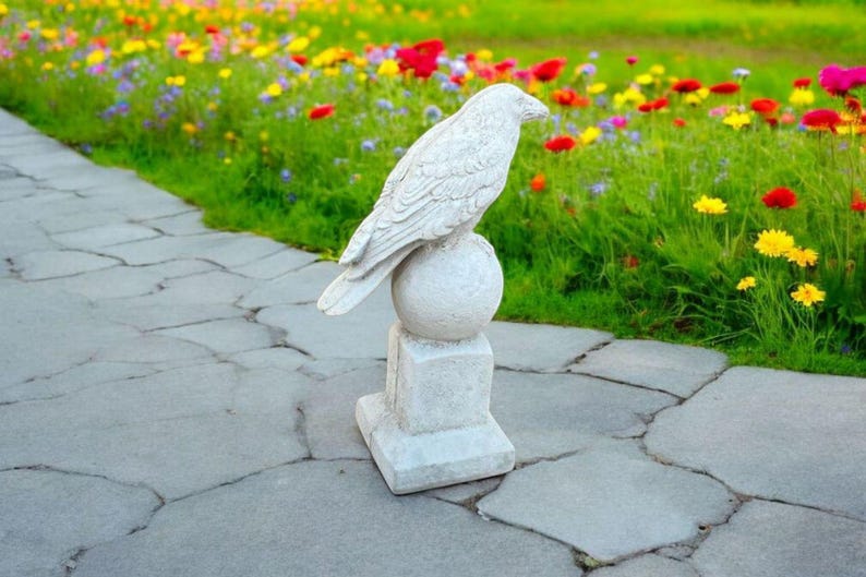 Raven Sitting on Finial Post Statue Realistic Crow Bird on Post ...