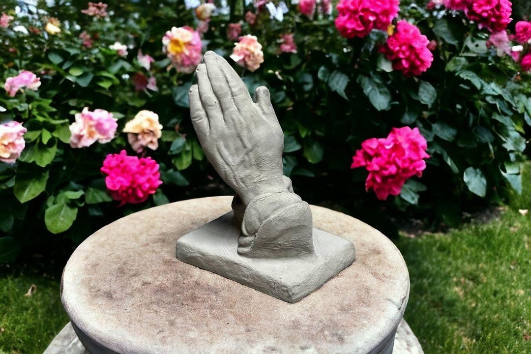 Praying Hands Sculpture Two Hands Figure Concrete Statue for Garden ...