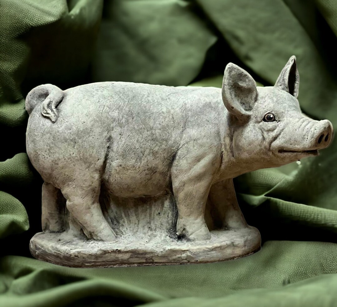 Standing Piglet Statue Concrete Farm Pig Figurine Outdoor Farm Pig ...