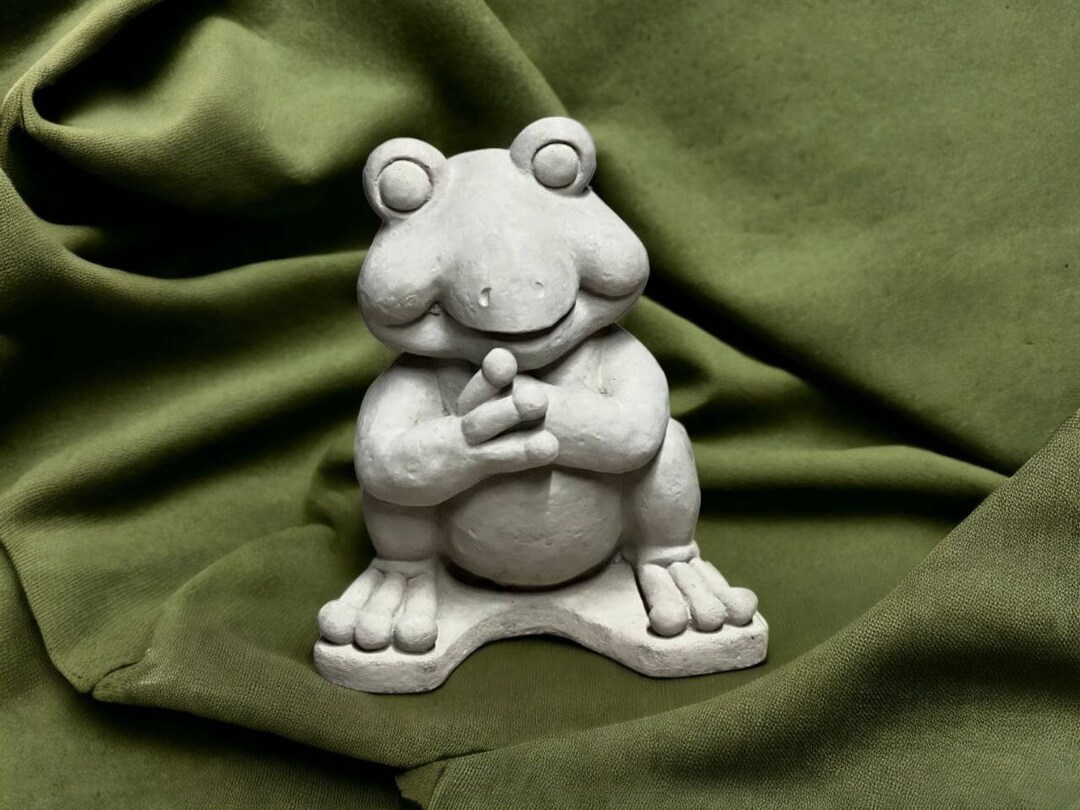 Happy Standing Frog Figure Massive Frog Sculpture Large Detailed Frog ...