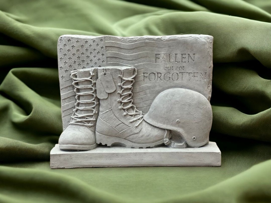 Fallen Soldier Sculpture Stone Fallen Not Forgotten Statue Concrete ...