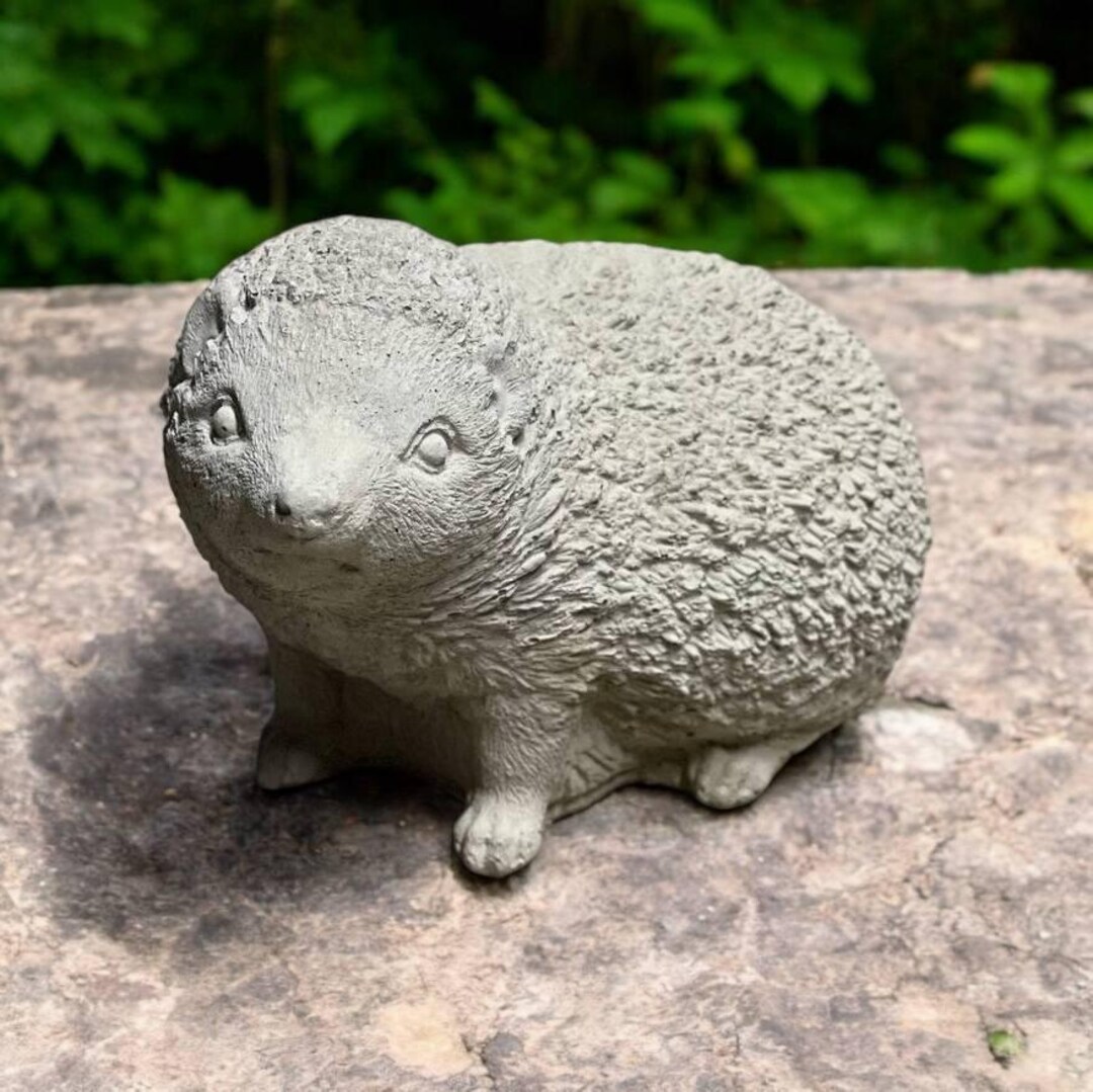 Wild Hedgehog Figure Concrete Hedgehog Sculpture Stone Decoration ...