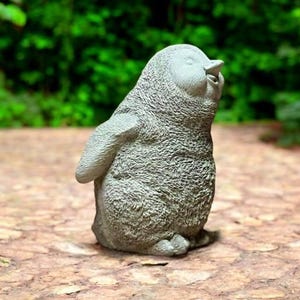 Happy Penguin Figure Wild Penguin Statue Outdoor Wild Penguin Animal ...