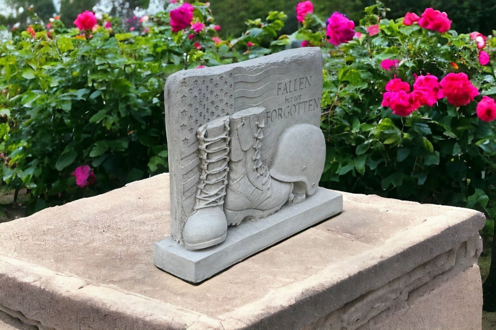 Massive Soldier Memorial Statue Concrete Soldier Grave Figure Outdoor ...