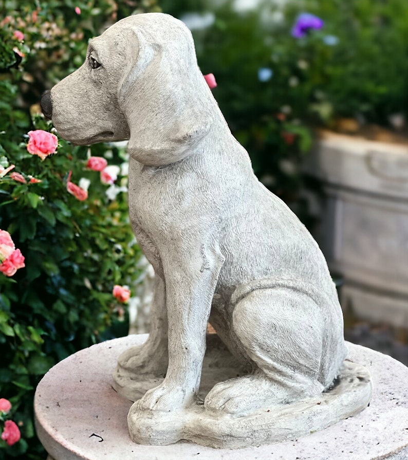 Garden Beagle Statue Stone Sitting Dog Figure Detailed Beagle Figurine ...