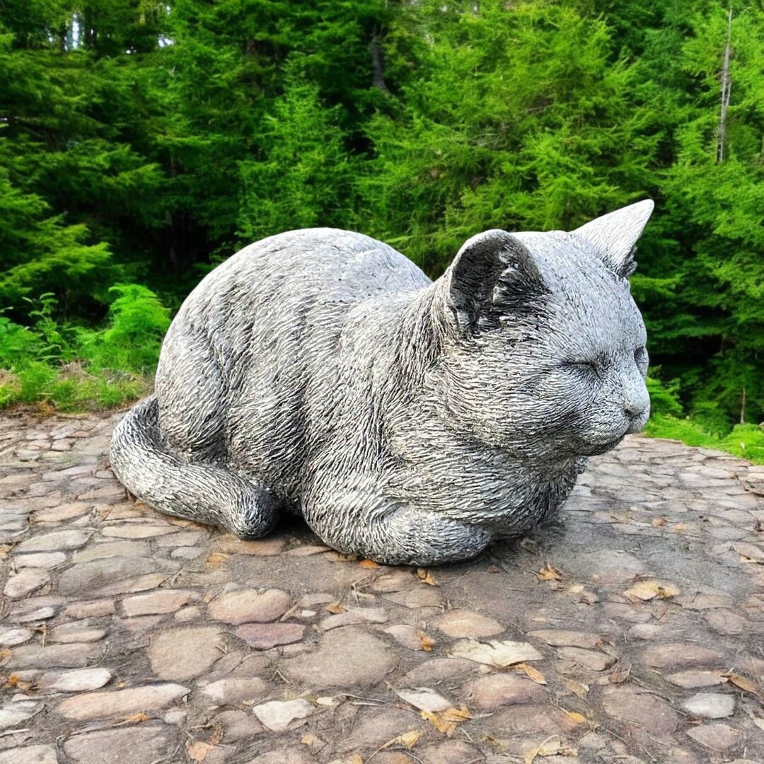 Painted Cat Figure Crouching Kitten Statue Detailed Cat Sculpture ...
