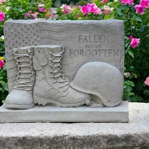 Massive Soldier Memorial Statue Concrete Soldier Grave Figure Outdoor ...