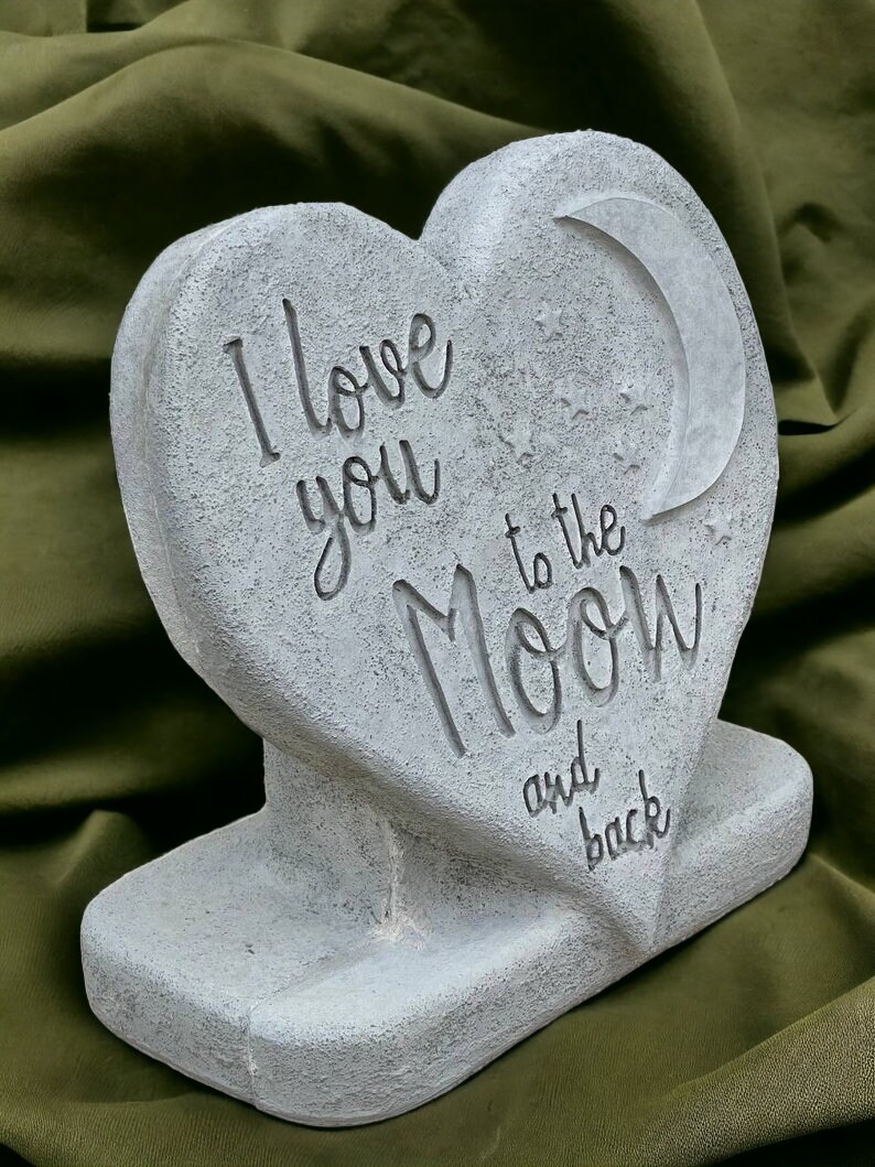 I Love You to the Moon Statue Concrete Hear Figurine Love Sign ...