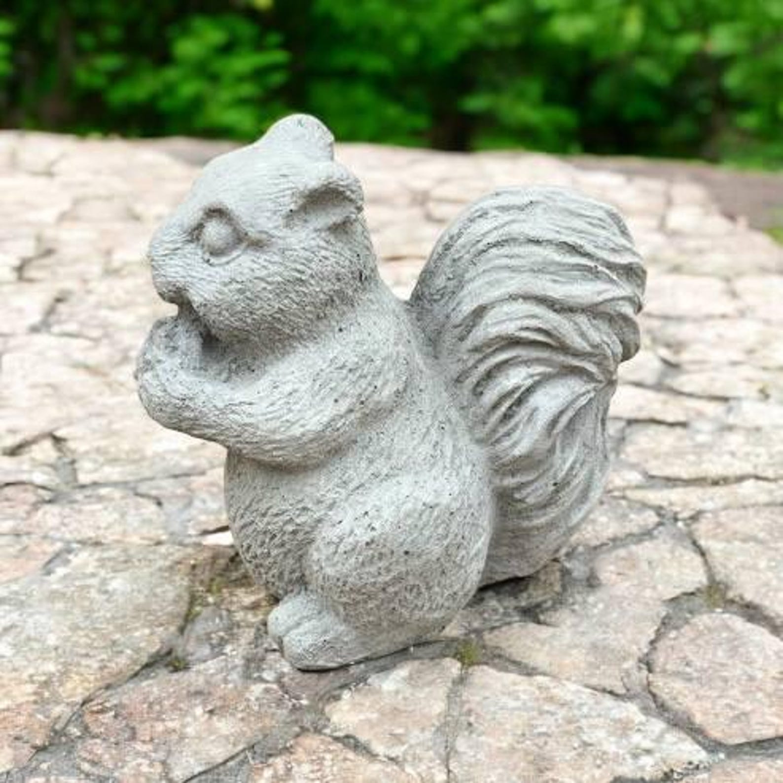Concrete Squirrel Statue Eating Squirrel Figure Wild Backyard Animal ...